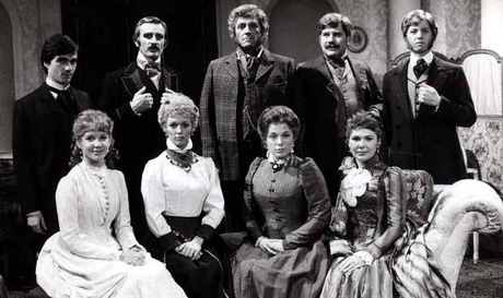 Kultikus filmsorozataink - RITKÁN LÁTHATÓ TÖRTÉNELEM